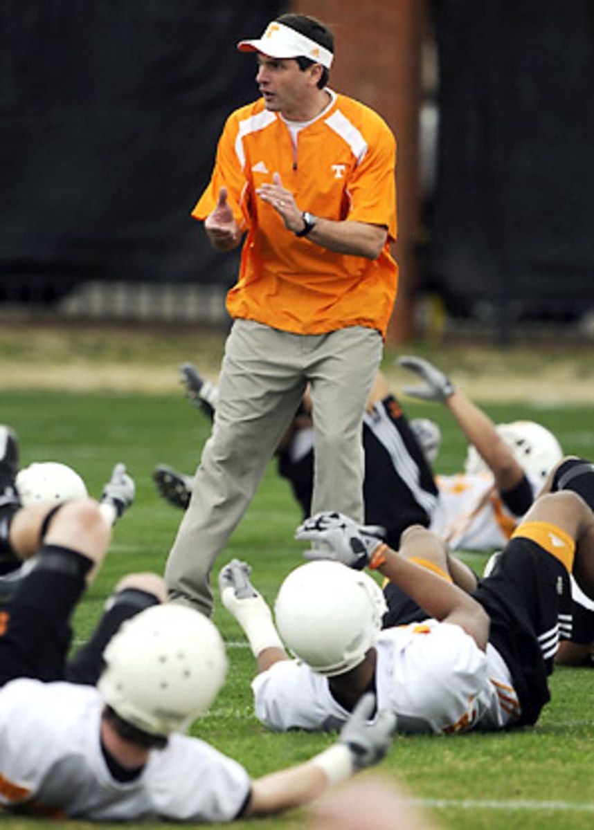 Andy Staples: Dooley aiming to salvage messy situation, earn Vols ...