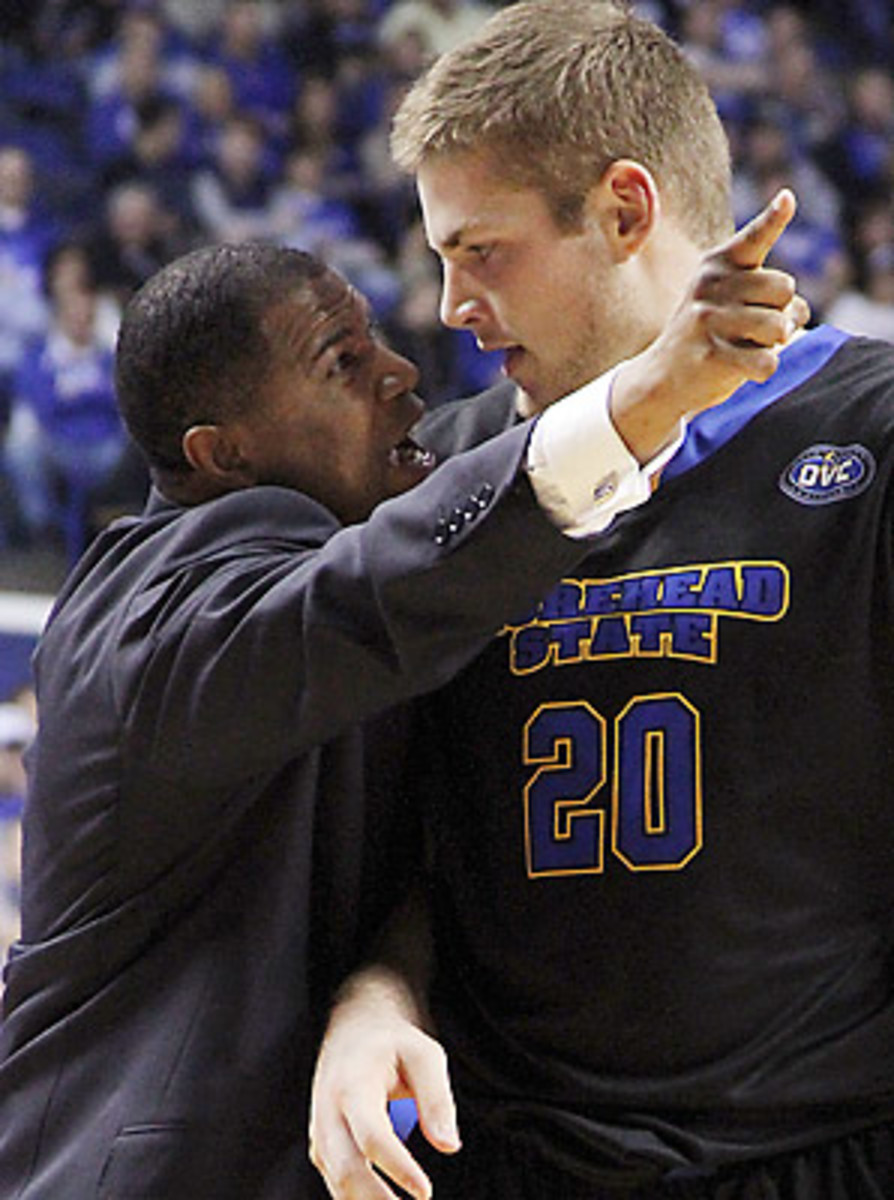Morehead State coach Sean Woods suspended for pushing player - Sports ...