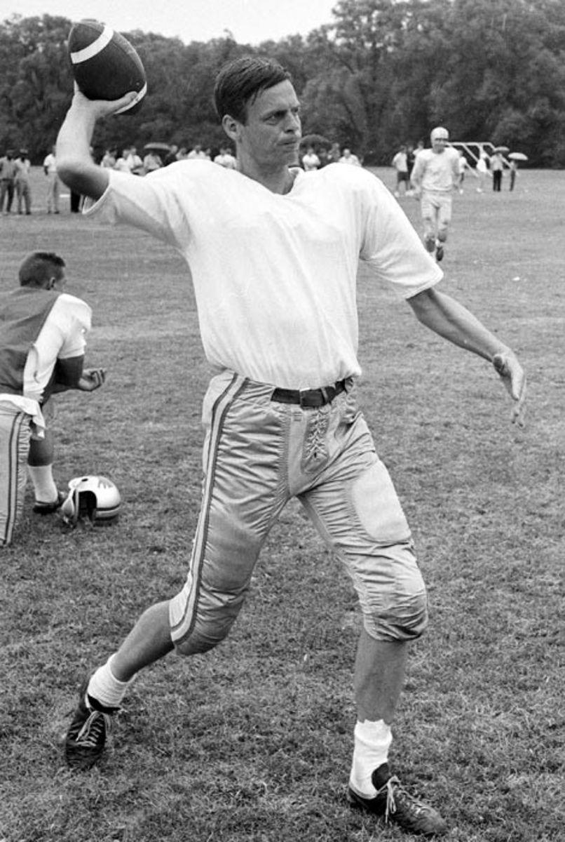 George Plimpton Writer/Athlete - Sports Illustrated
