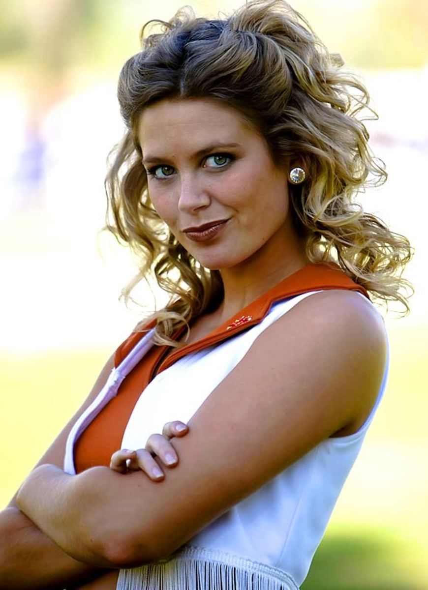 Cheerleader of the Week - Sports Illustrated