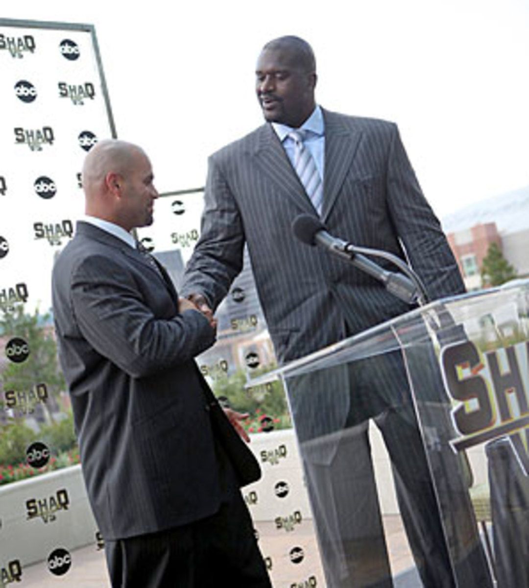 Shaq Vs., Dodgers-Cardinals, Inglourius Basterds highlight the week ...