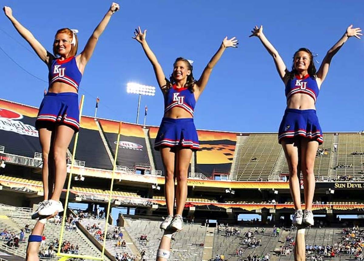 Cheerleader of the Week - Sports Illustrated