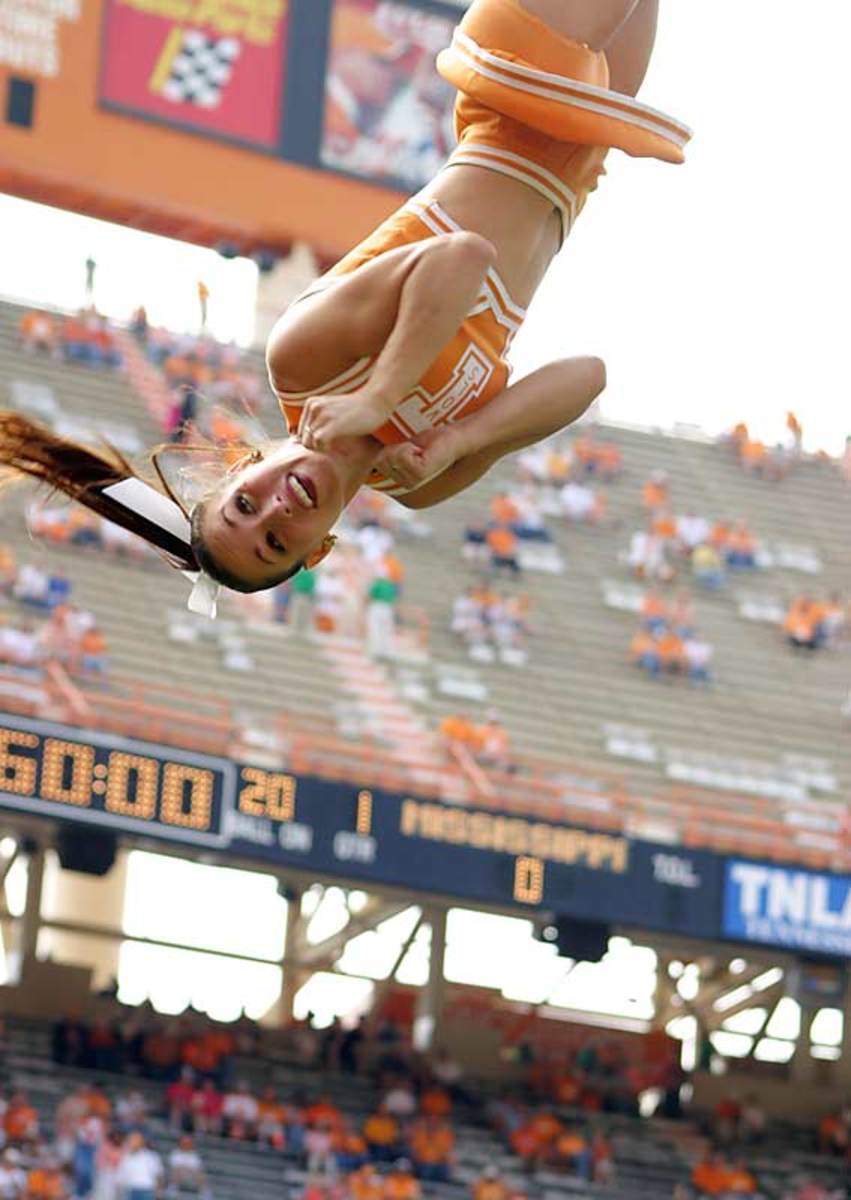 Cheerleader of the Week - Sports Illustrated