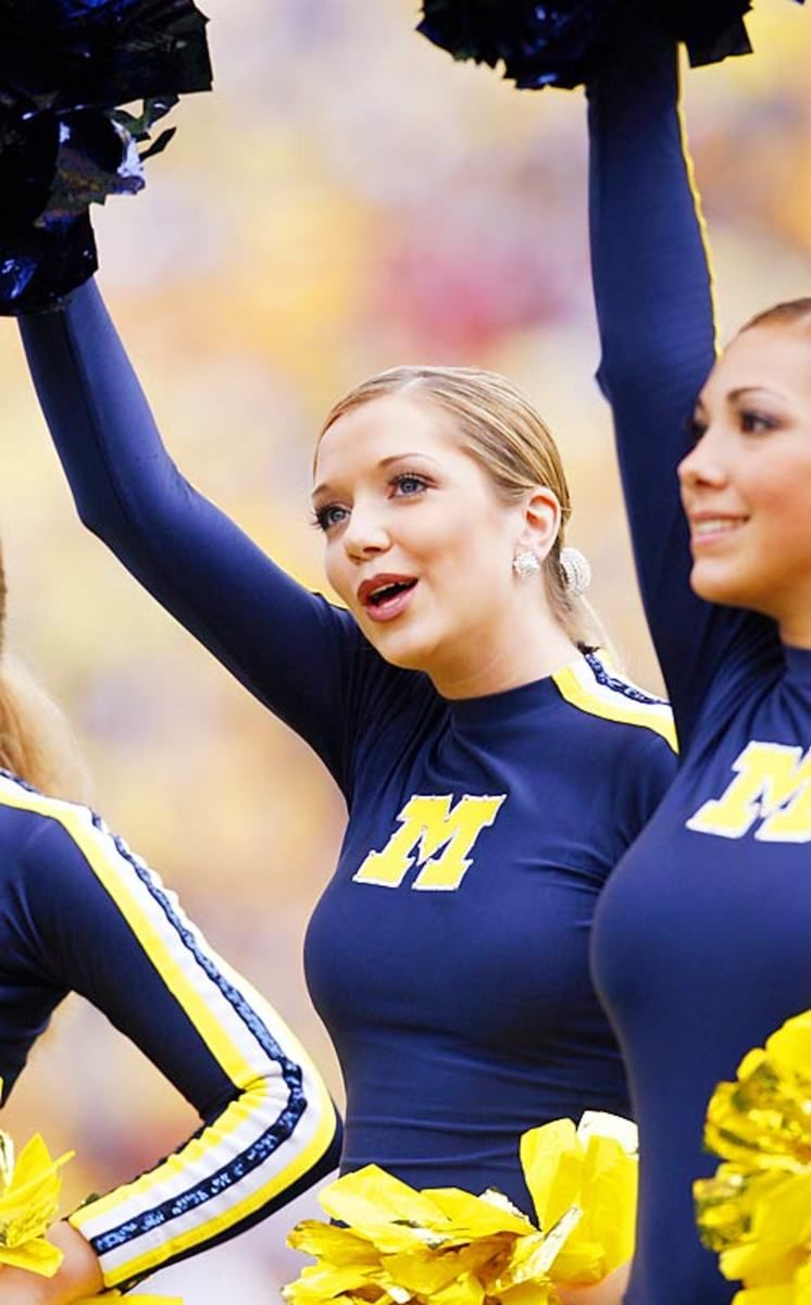 College Cheerleaders - Sports Illustrated