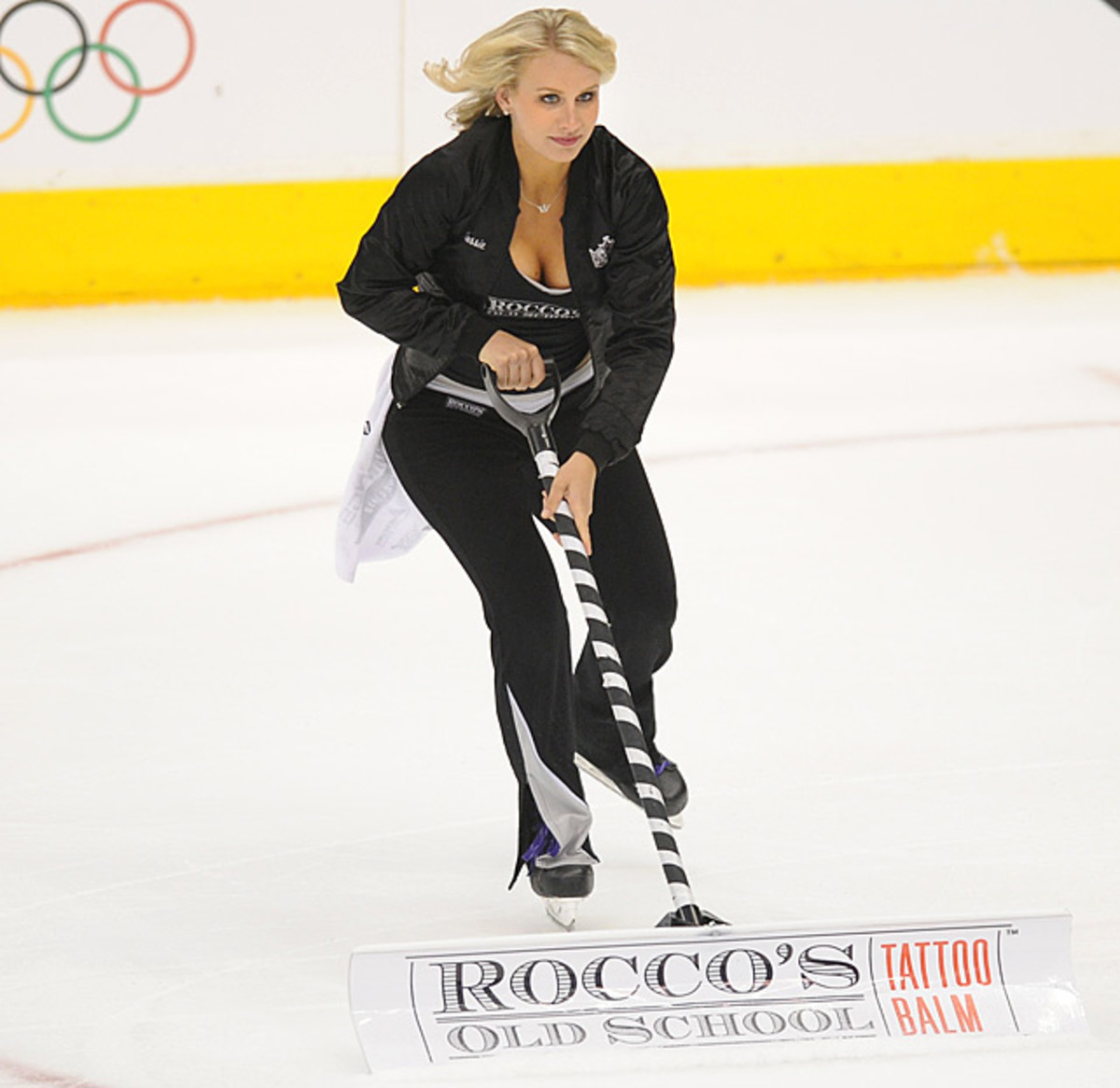 LA Kings Ice Crew - Sports Illustrated