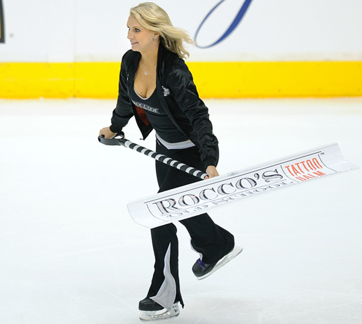 LA Kings Ice Crew - Sports Illustrated