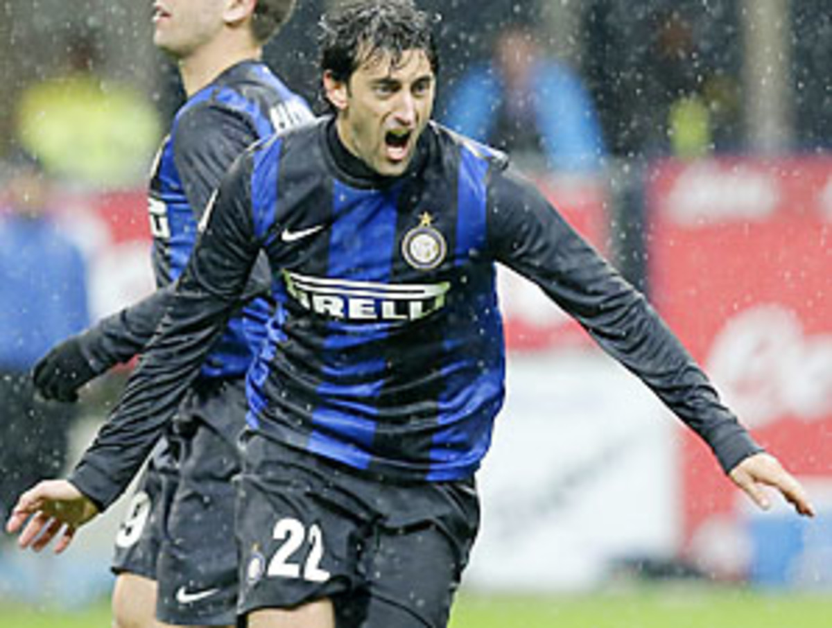 Inter, Milito head AP Global Soccer 10 poll - Sports Illustrated