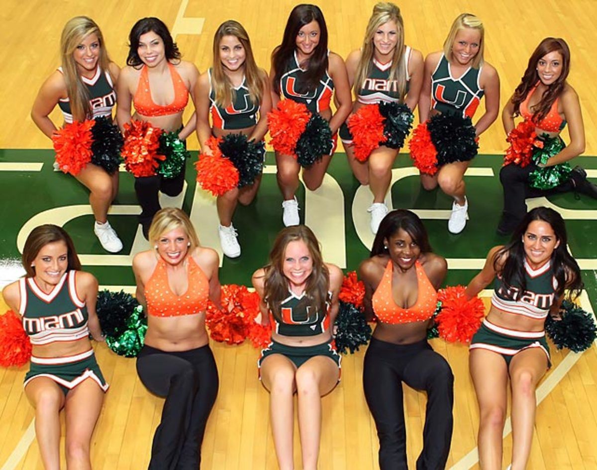 Cheerleader of the Week - Sports Illustrated