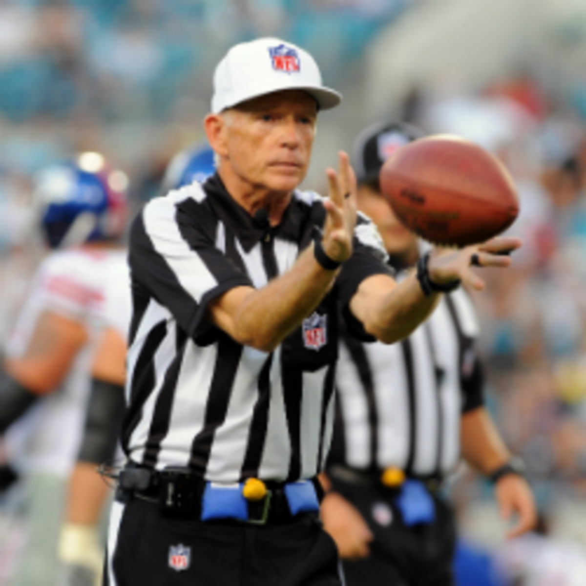 NFL officials lockout could reportedly linger through start of regular ...