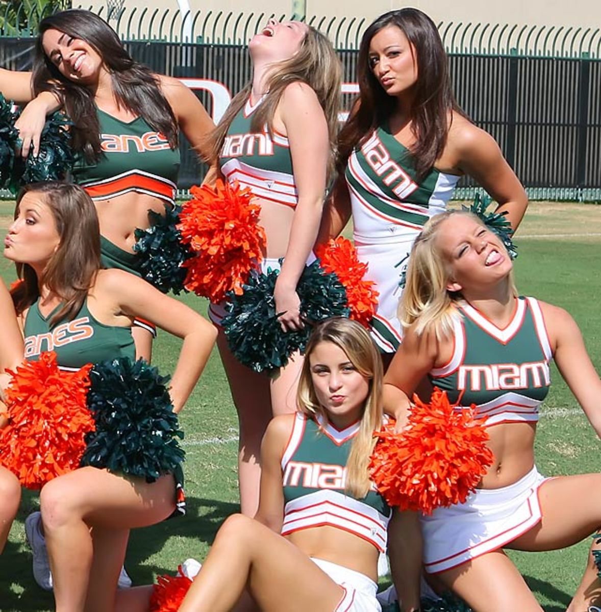 Cheerleader of the Week - Sports Illustrated