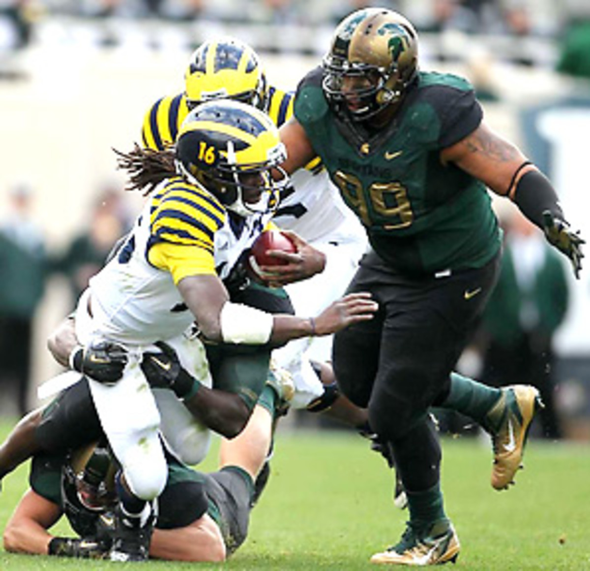 Bill Trocchi: Game of the Week: Badgers in for stiff test against stout ...