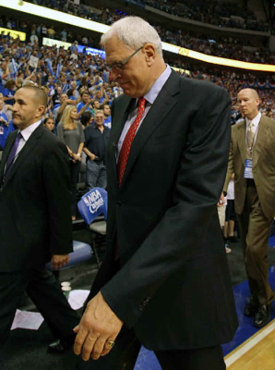 Sam Amick: Lakers fall apart in Jackson's farewell - Sports Illustrated