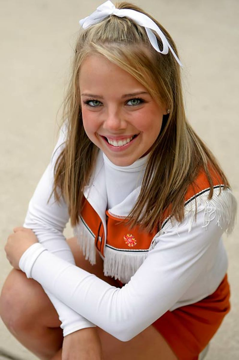 Cheerleader of the Week - Sports Illustrated