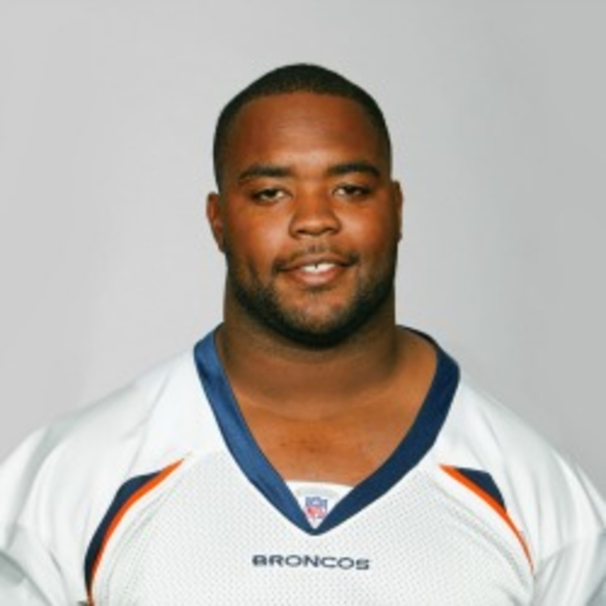 Broncos Ty Warren re-tears triceps, likely done for year - Sports ...