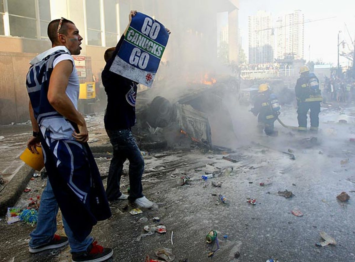 Riots in Vancouver - Sports Illustrated