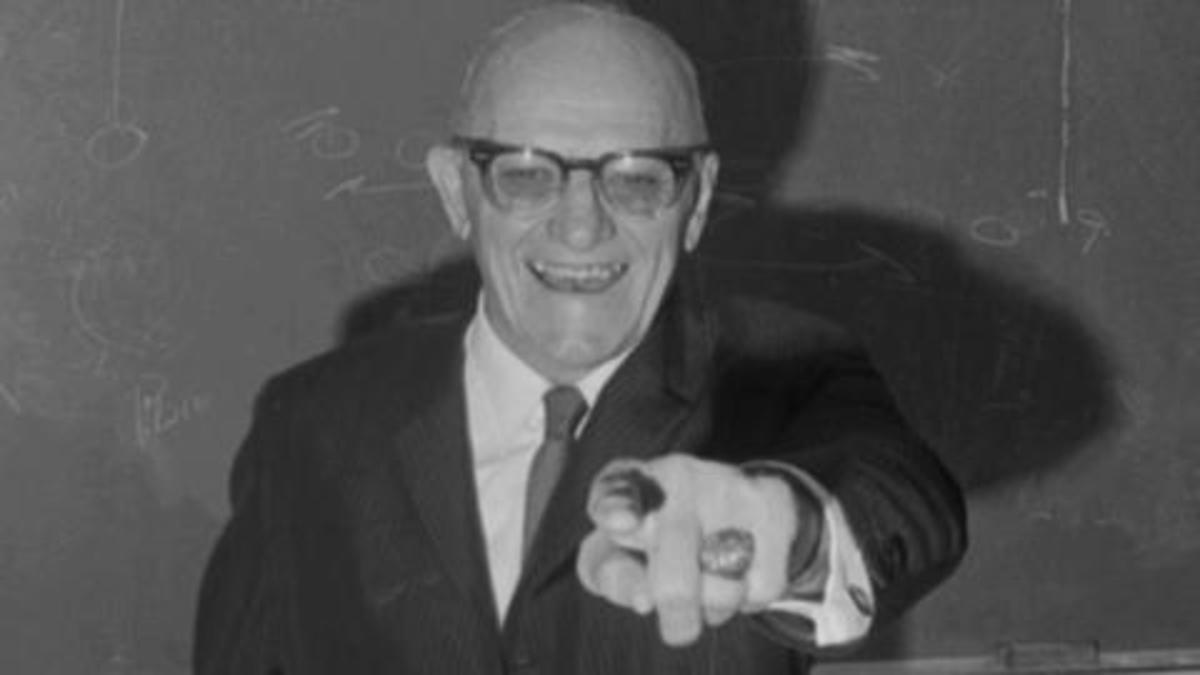 Hometown Hall of Famers: George Halas - Sports Illustrated