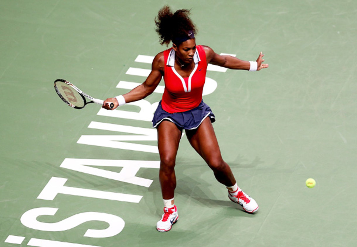 Serena starting to click, drops Azarenka to stay perfect at WTA ...