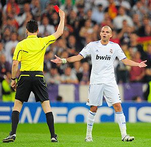 Sid Lowe: Pepe's red card mind games and more notes from Barca-Real ...