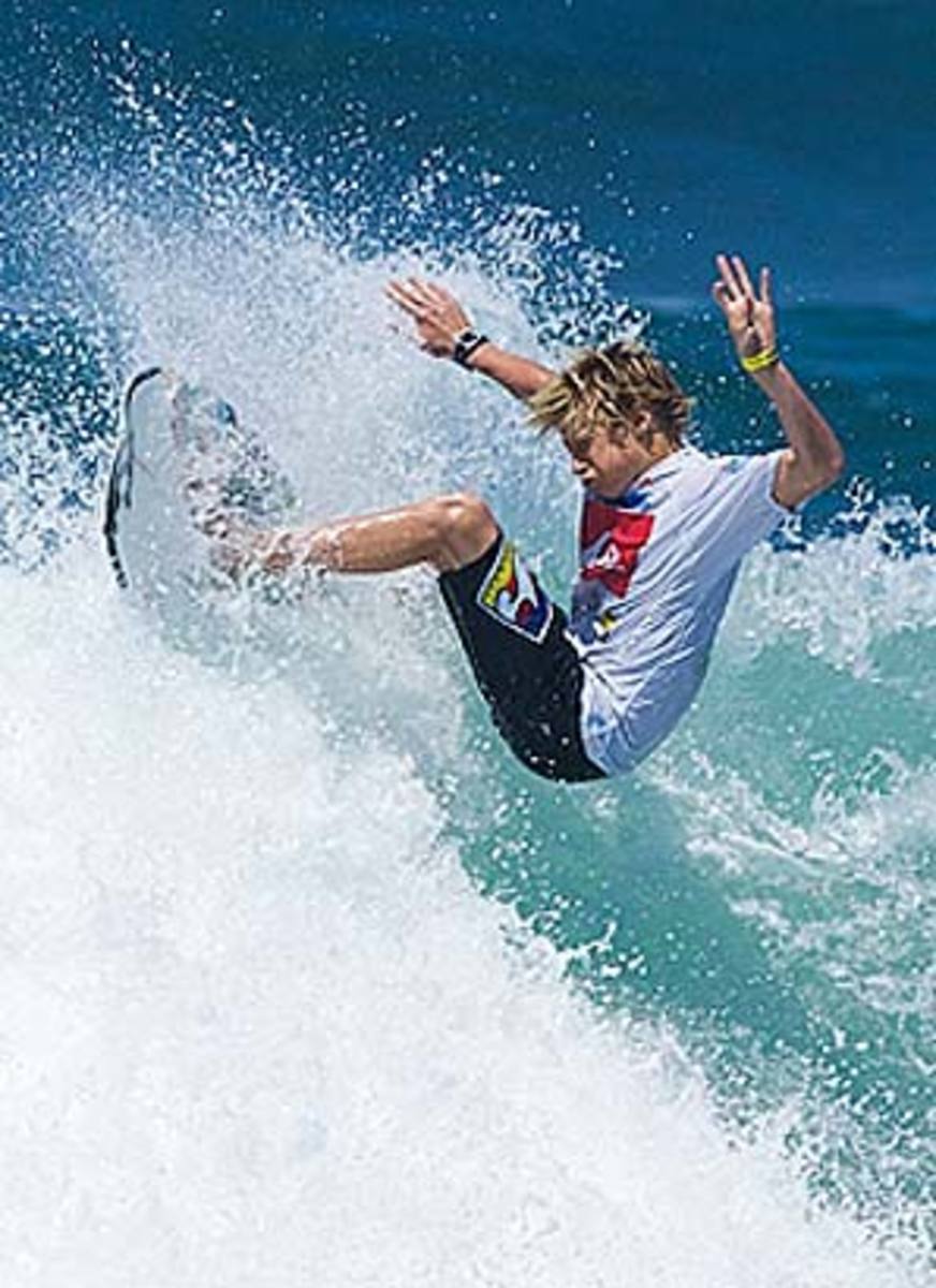 Arash Markazi: Future of American surfing lies in familiar-looking trio ...