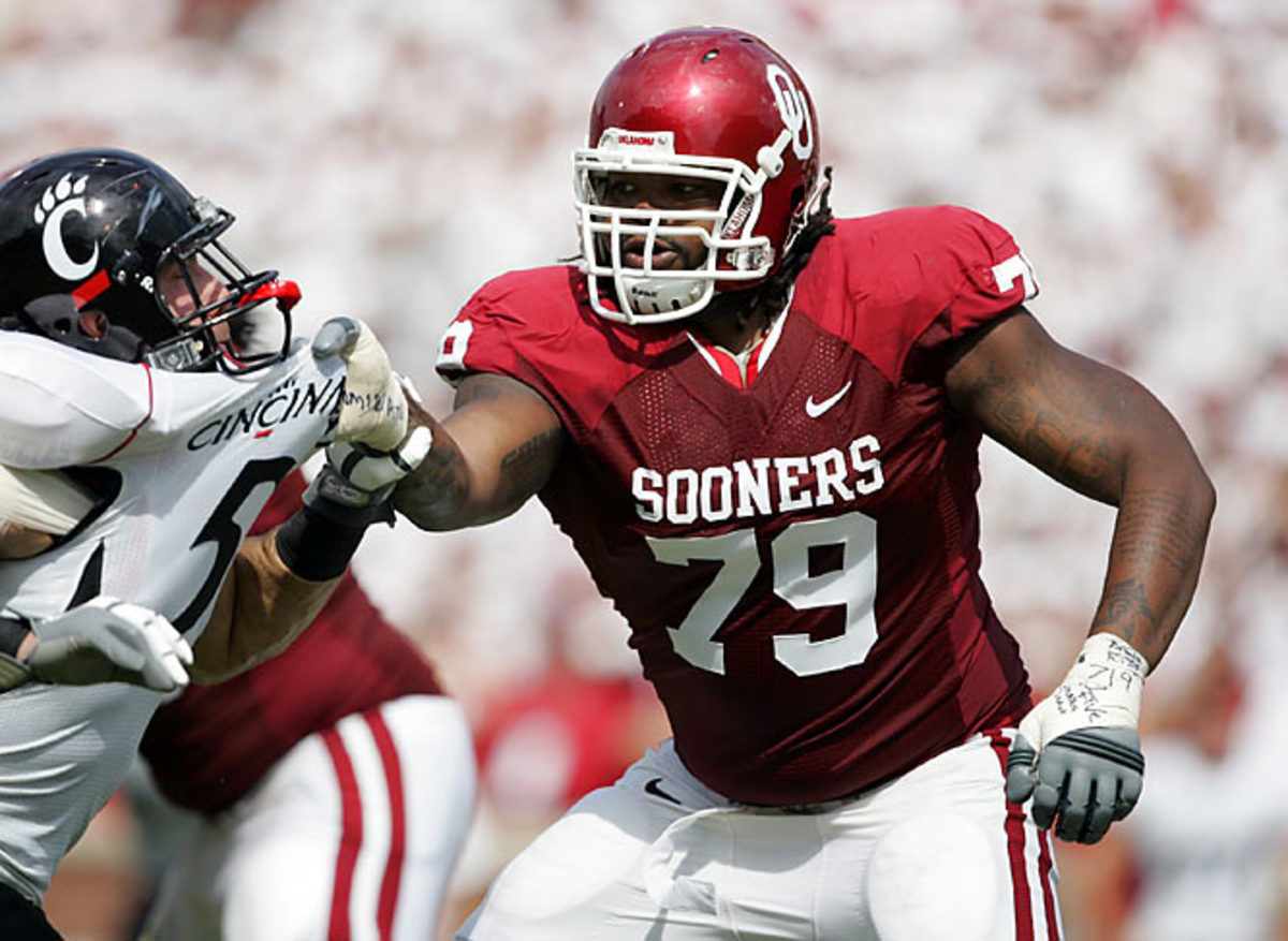 Top 10 OL Prospects In NFL Draft - Sports Illustrated