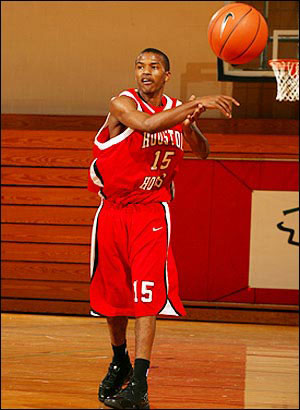 Jai Lucas keeps up family tradition as next top guard - Sports Illustrated