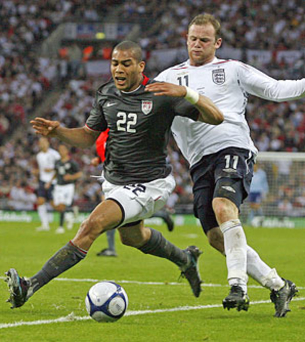 Greg Lalas: 'Gooch' earning attention with Newcastle flop in rear view ...