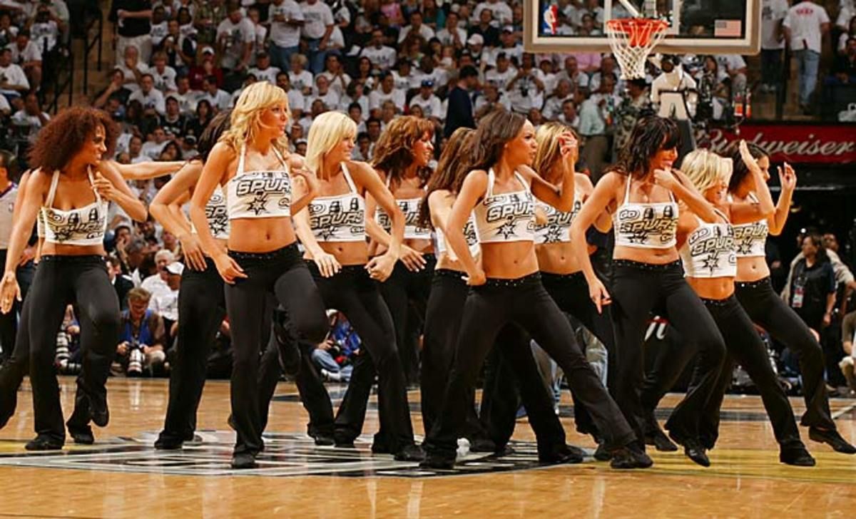 Spurs Silver Dancers - Sports Illustrated
