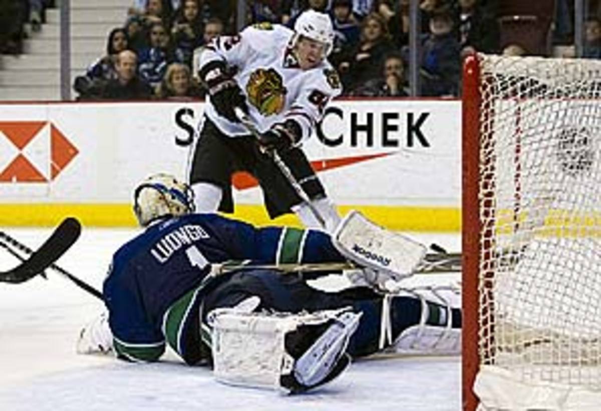 Adrian Dater: Canucks vs. Blackhawks playoff preview - Sports Illustrated