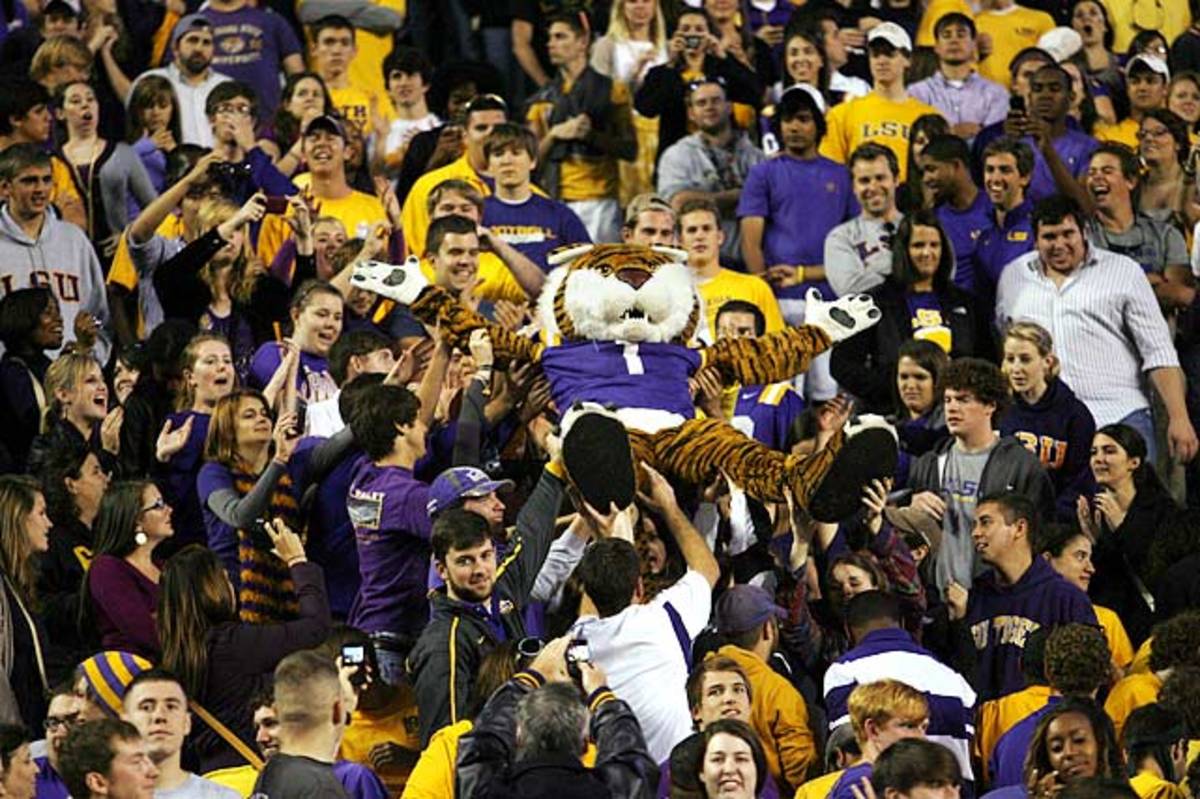 College Football Superfans: Week 12 - Sports Illustrated