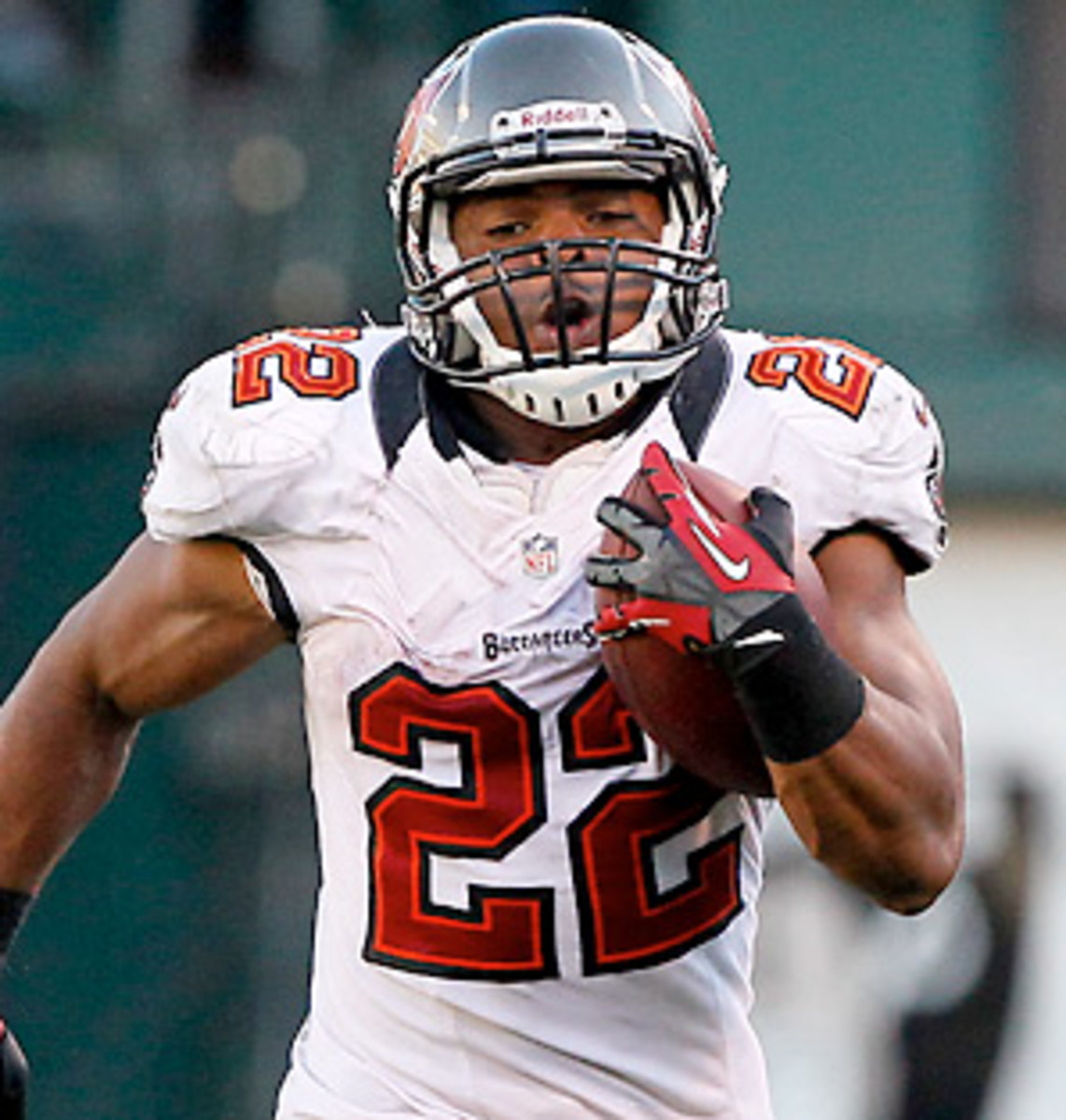 Break It Down: Doug Martin's tale of two halves - Sports Illustrated