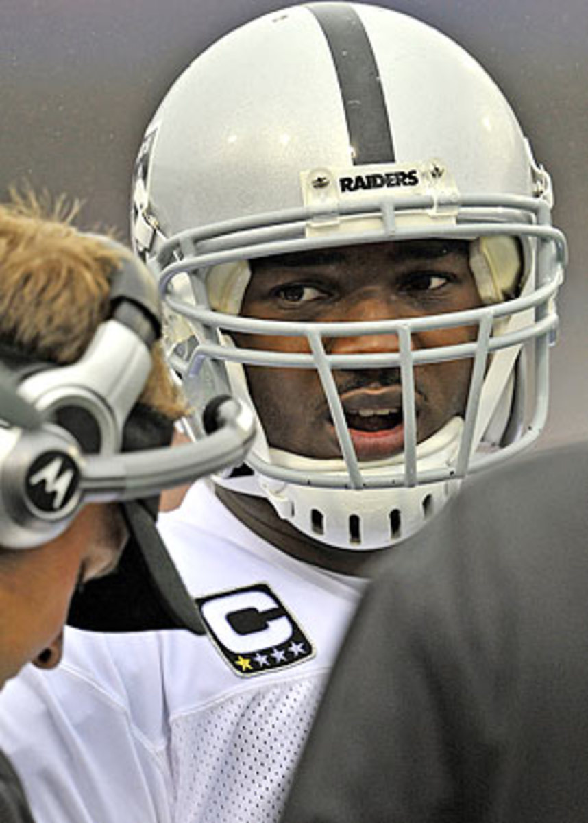 Ann Killion: Russell's to blame for failure, but Raiders get the assist ...