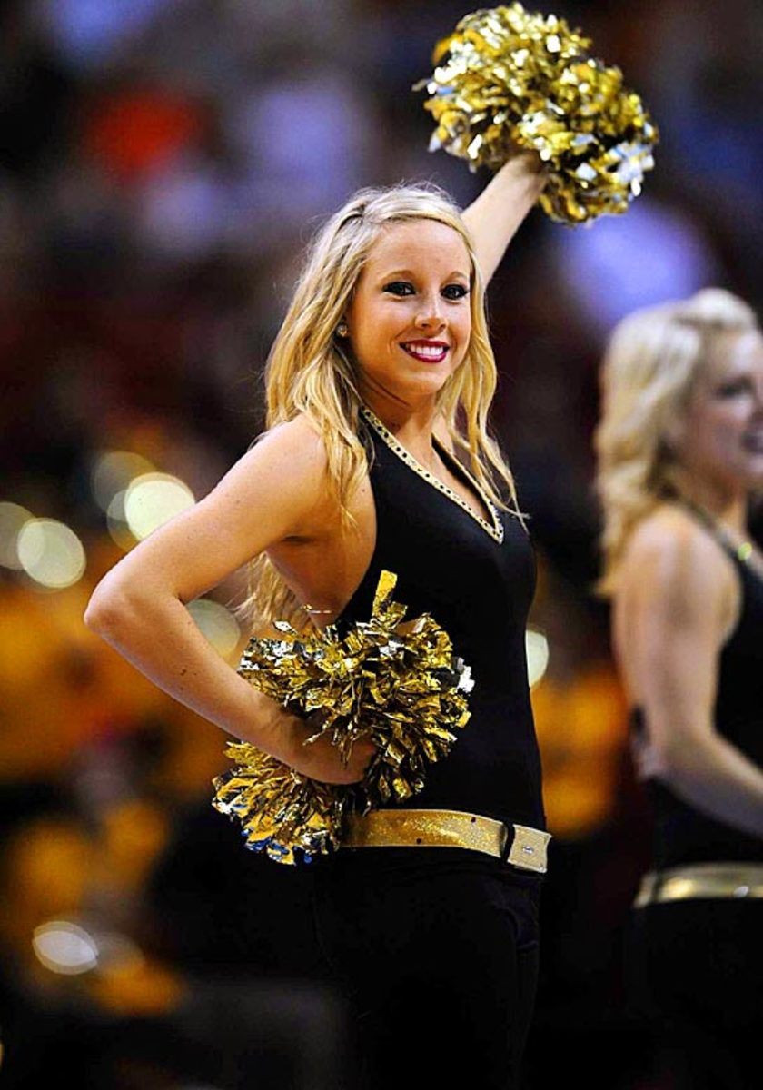 South Bracket Cheerleaders - Sports Illustrated