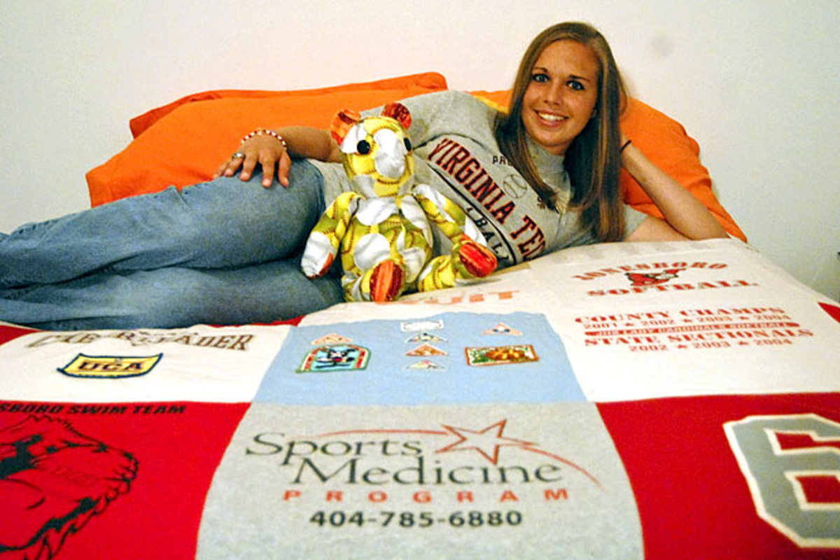 Campus Cribs - Sports Illustrated