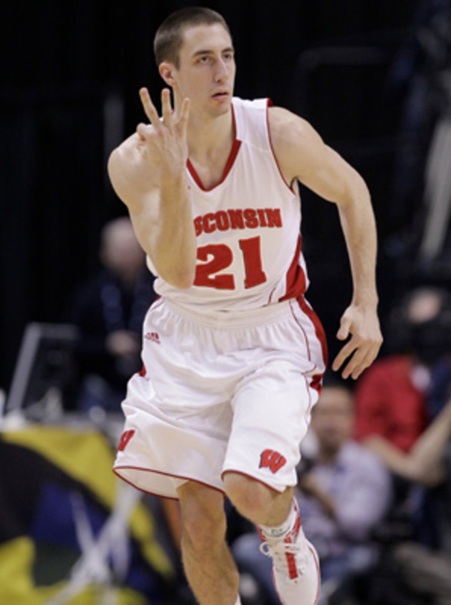 Badgers' Gasser tears ACL in practice, out for '12 - Sports Illustrated