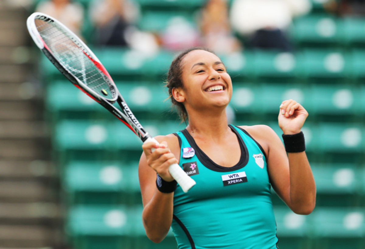 Picture This: Racket smashes, creepy fan masks top week's best photos ...