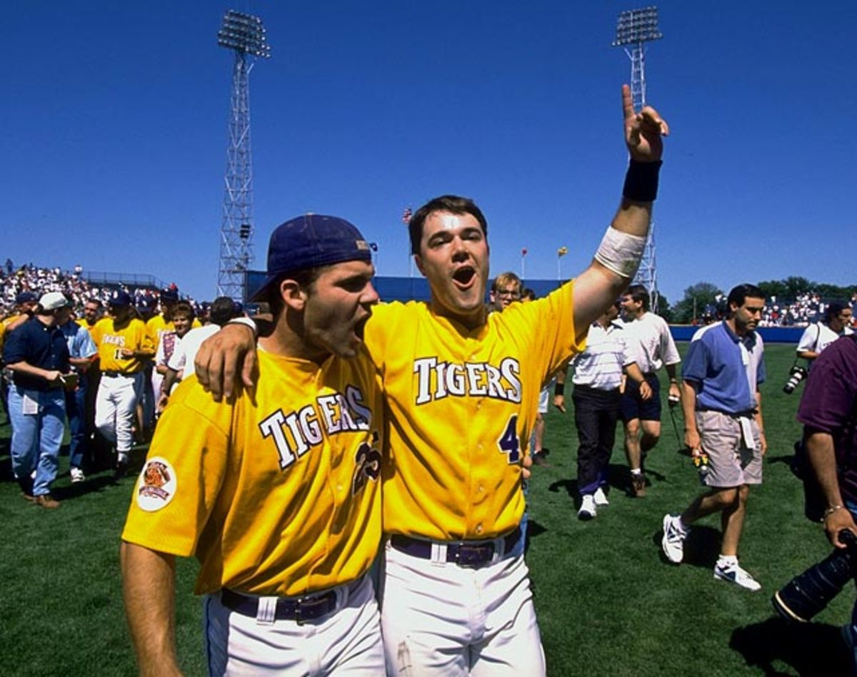 With a new coach, hopefully LSU changes uniforms back to old templates ...