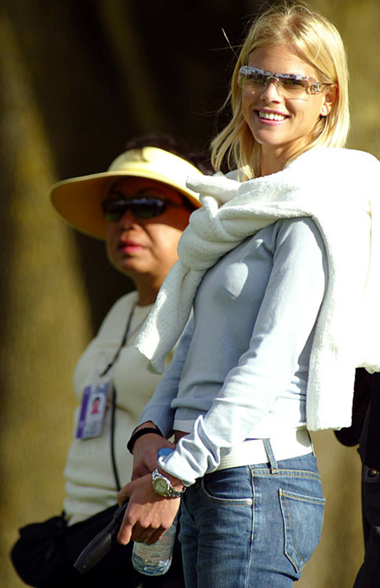 Candid Photos of Elin - Sports Illustrated