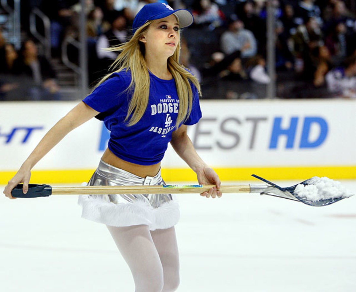 LA Kings Ice Crew - Sports Illustrated
