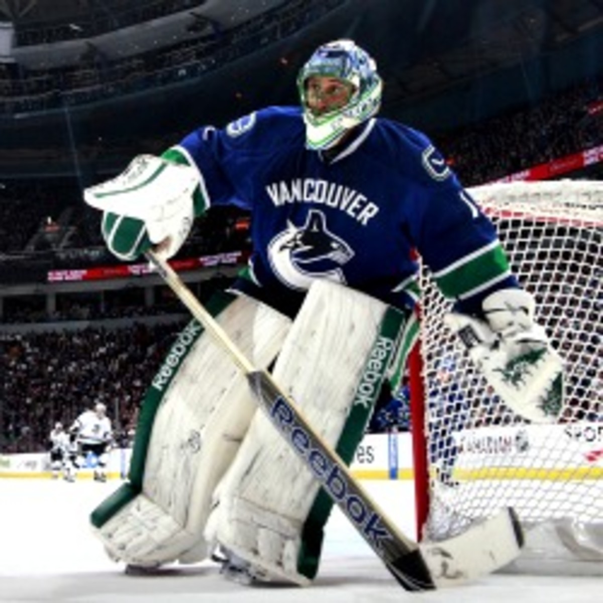 Roberto Luongo Glove Save