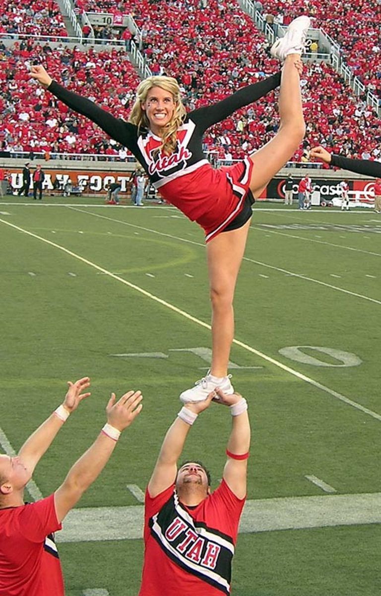 Cheerleader of the Week - Sports Illustrated