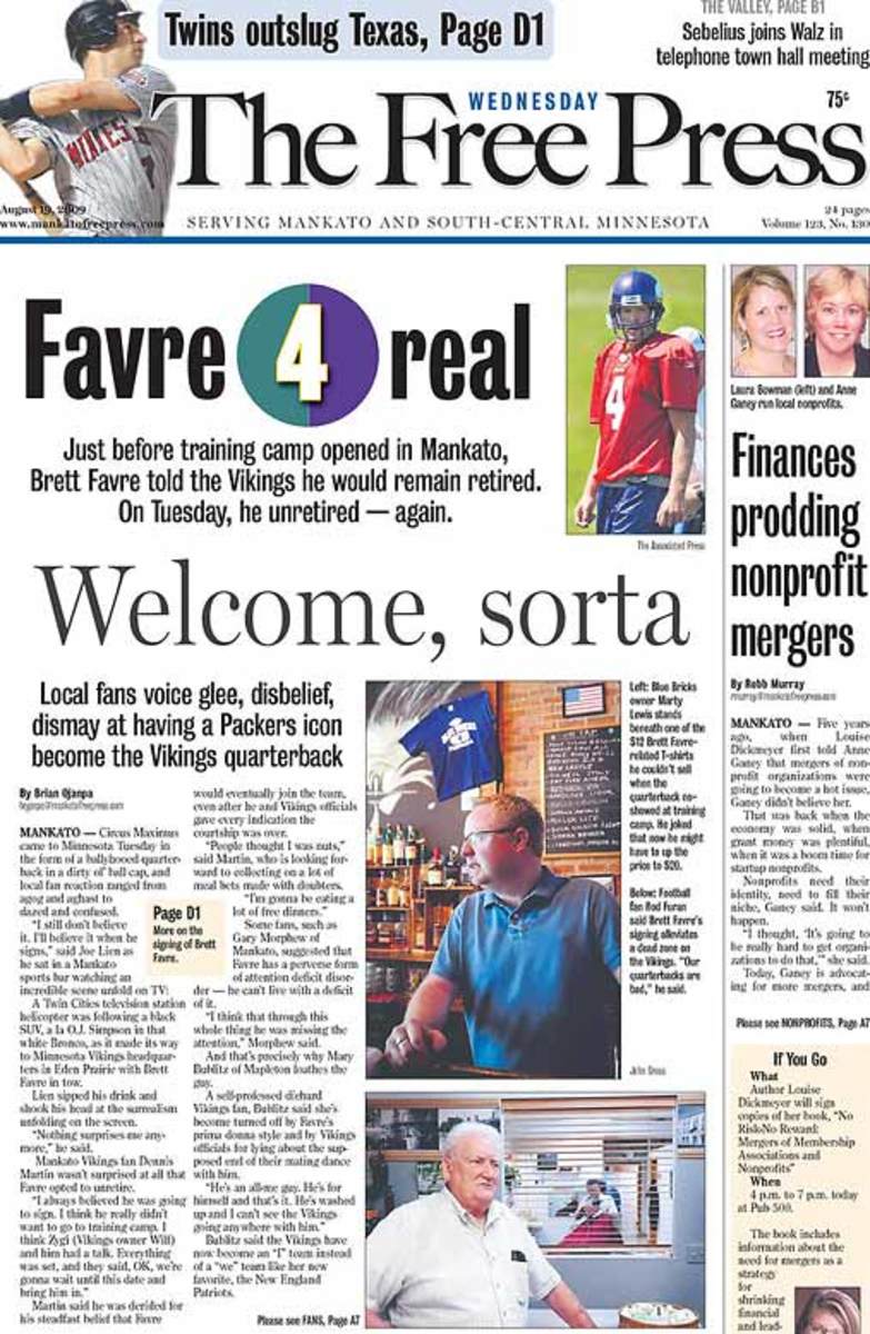 Brett Favre Newspaper Headlines - Sports Illustrated