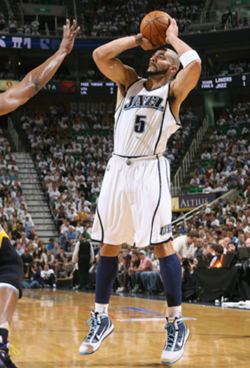 Boozer agrees to five-year deal with Bulls - Sports Illustrated