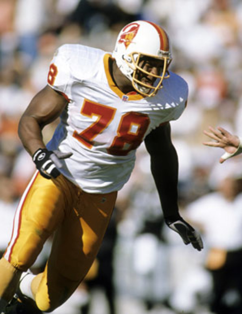 Ben Fowlkes: New season of T.U.F. proves greater link between gridiron ...