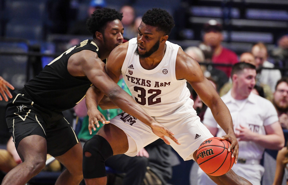 Josh Nebo's Return for Texas A&M Helps Team Claim Victory Over ULM ...