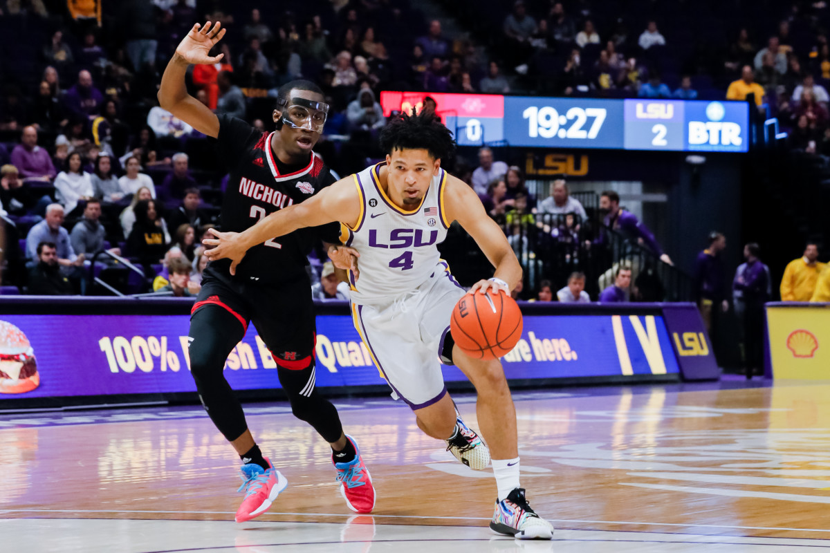 No. 23 LSU Overcomes Sloppy First Half to Avoid Upset, Knocking Off ...