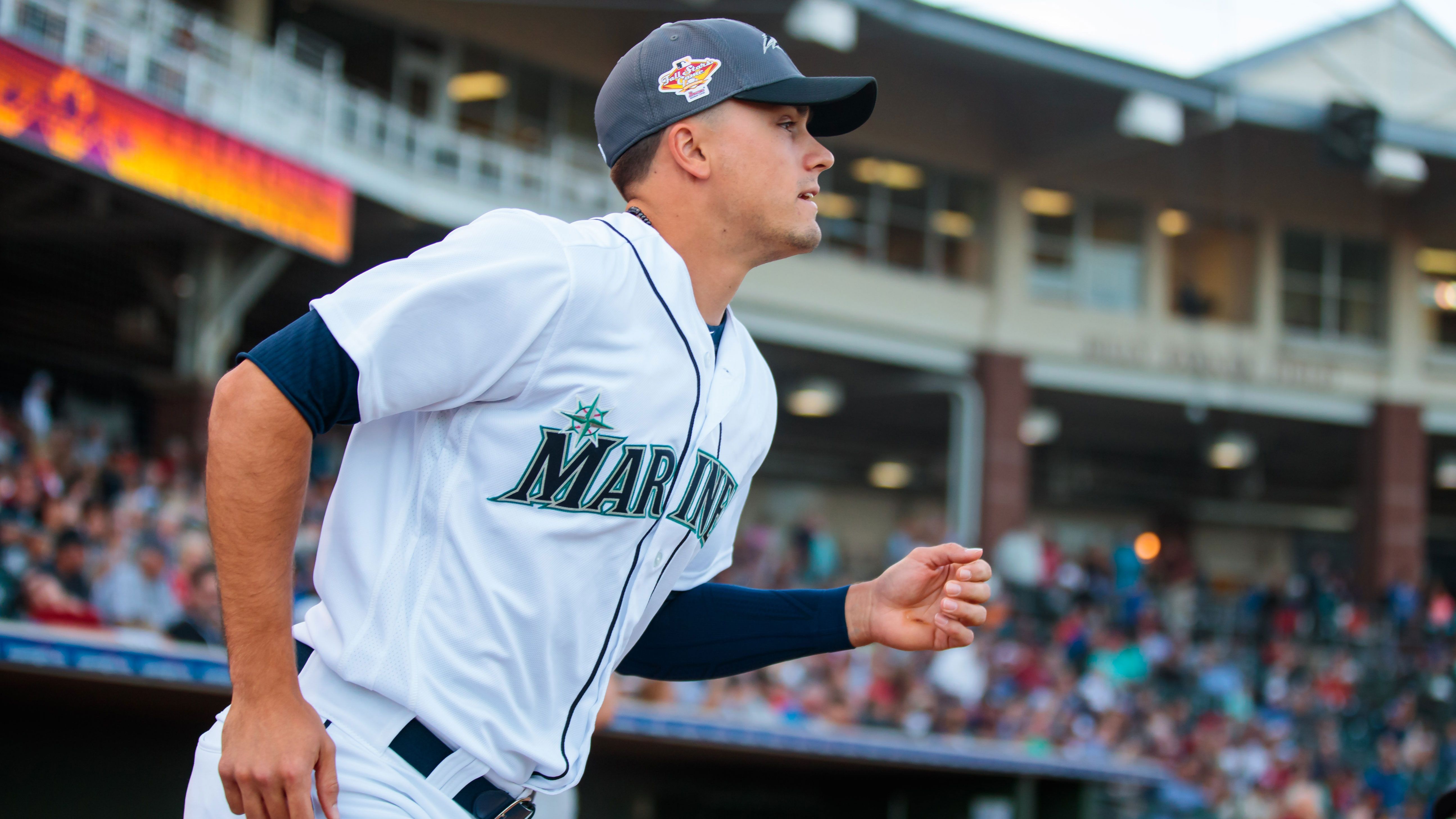 Seattle Mariners' Deal With Evan White Is a Risky One - Sports Illustrated