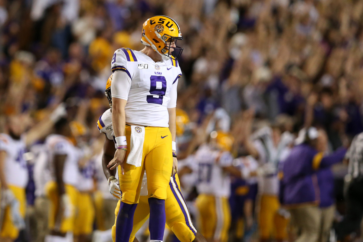 LSU Quarterback Joe Burrow Wins Johnny Unitas Golden Arm Award - Sports ...