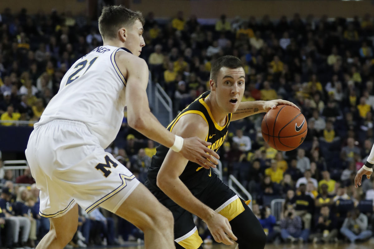 Men's Basketball Breakdown: Iowa vs. Minnesota - Sports Illustrated ...
