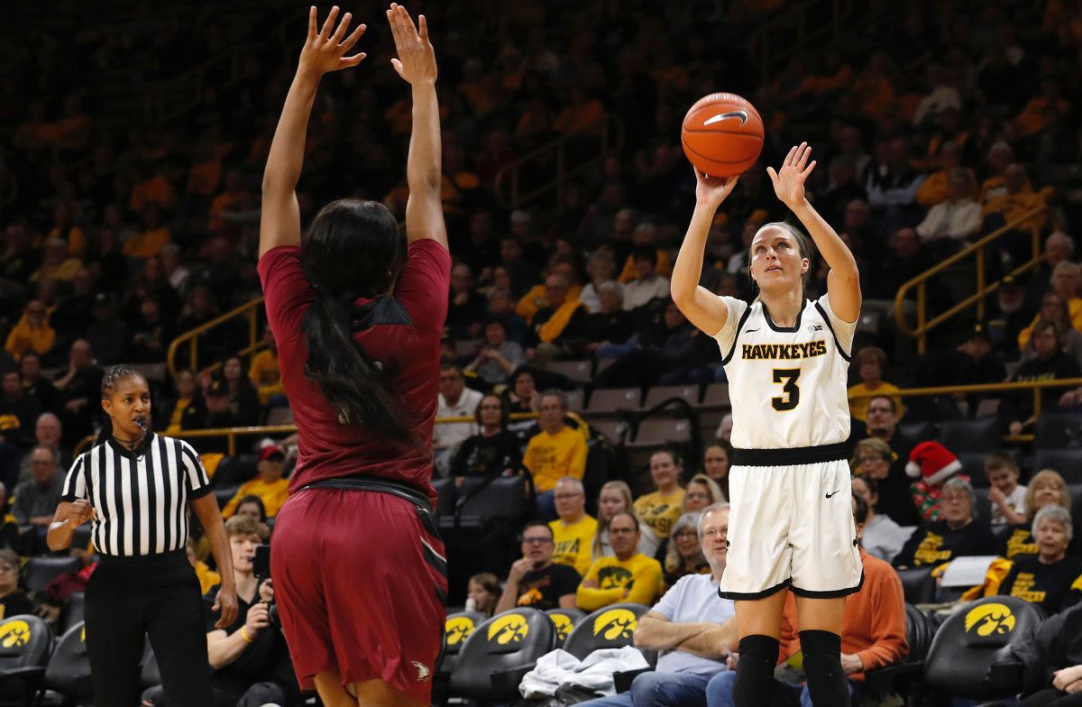 A 'Fun' Day For Hawkeyes In Home Win - Sports Illustrated Iowa Hawkeyes ...