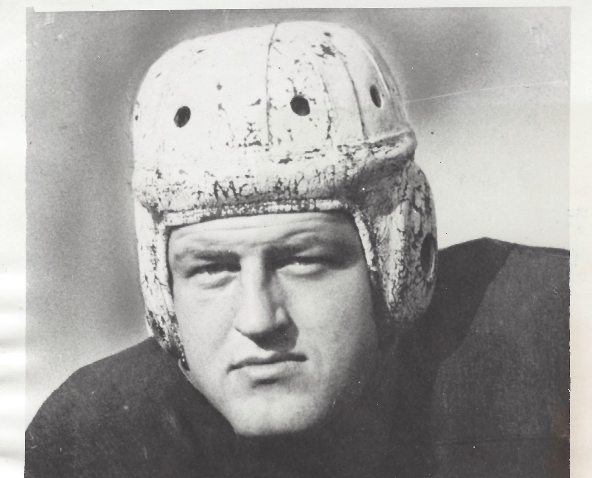 Jim McCurdy (1923-2019): His First Huskies Game Was the Rose Bowl ...